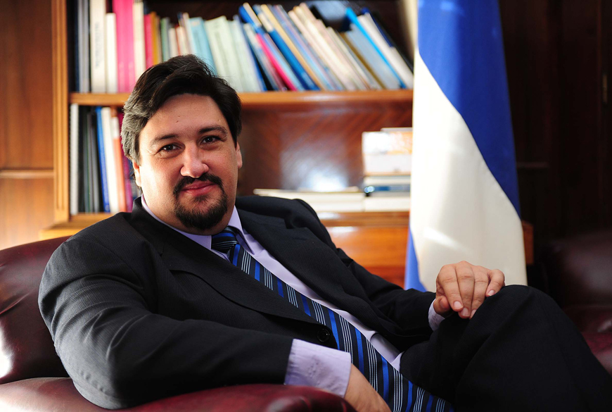 Fuerte defensa de Closs a las economías regionales y los derechos de ...