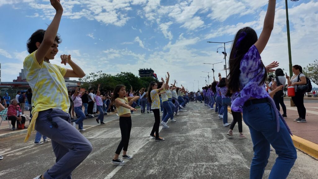 Estudiantina 2022 en Posadas | Mirá las mejores fotos de la primera ...
