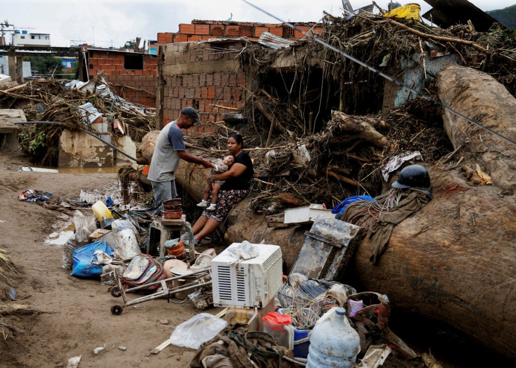 Venezuela | La angustia de los damnificados luego de que la crecida de ...