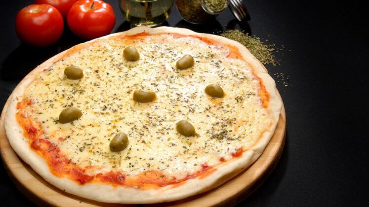 Día mundial de la pizza: la de muzzarella es la más popular del país ...