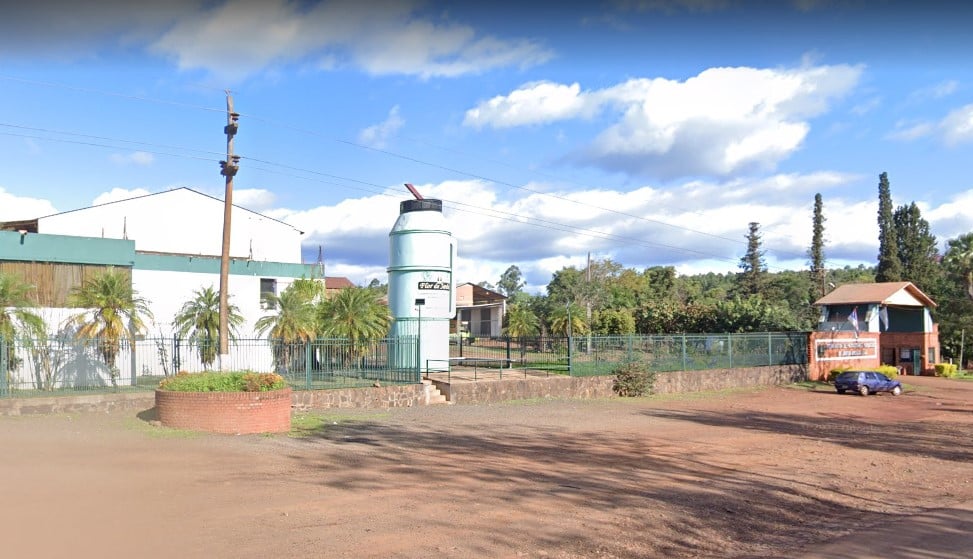 Jardín América | El termo gigante de mate se volvió viral en las redes ...