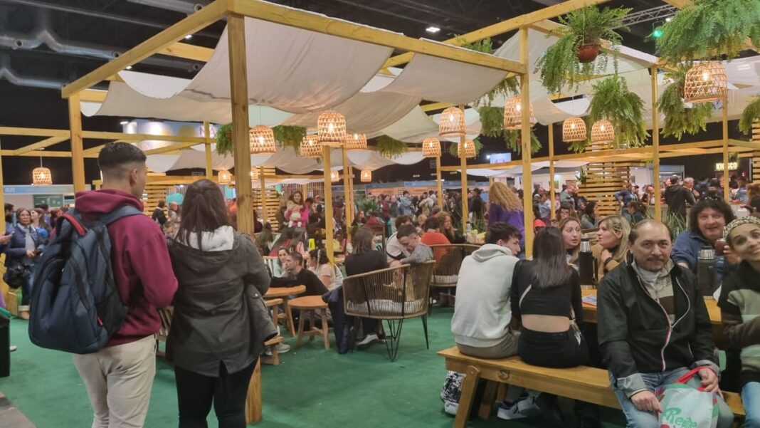 Mirá las fotos que dejó la primera jornada de la Feria MATEAR en Buenos ...