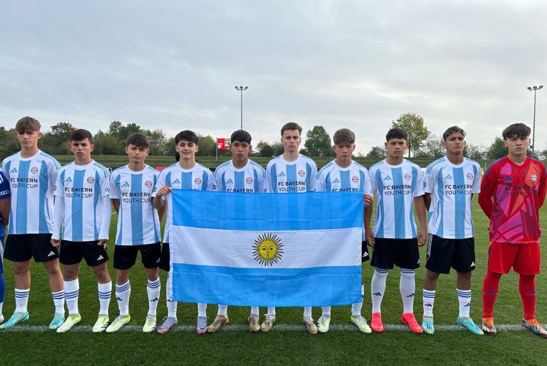 La delegación misionera pasó a cuartos de la Youth Cup 2024 y se alista ...
