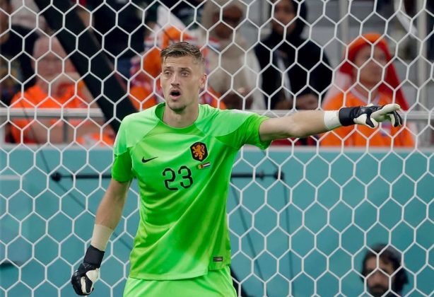 Éxodo europeo: el arquero neerlandés Andreis Noppert a un paso de San ...