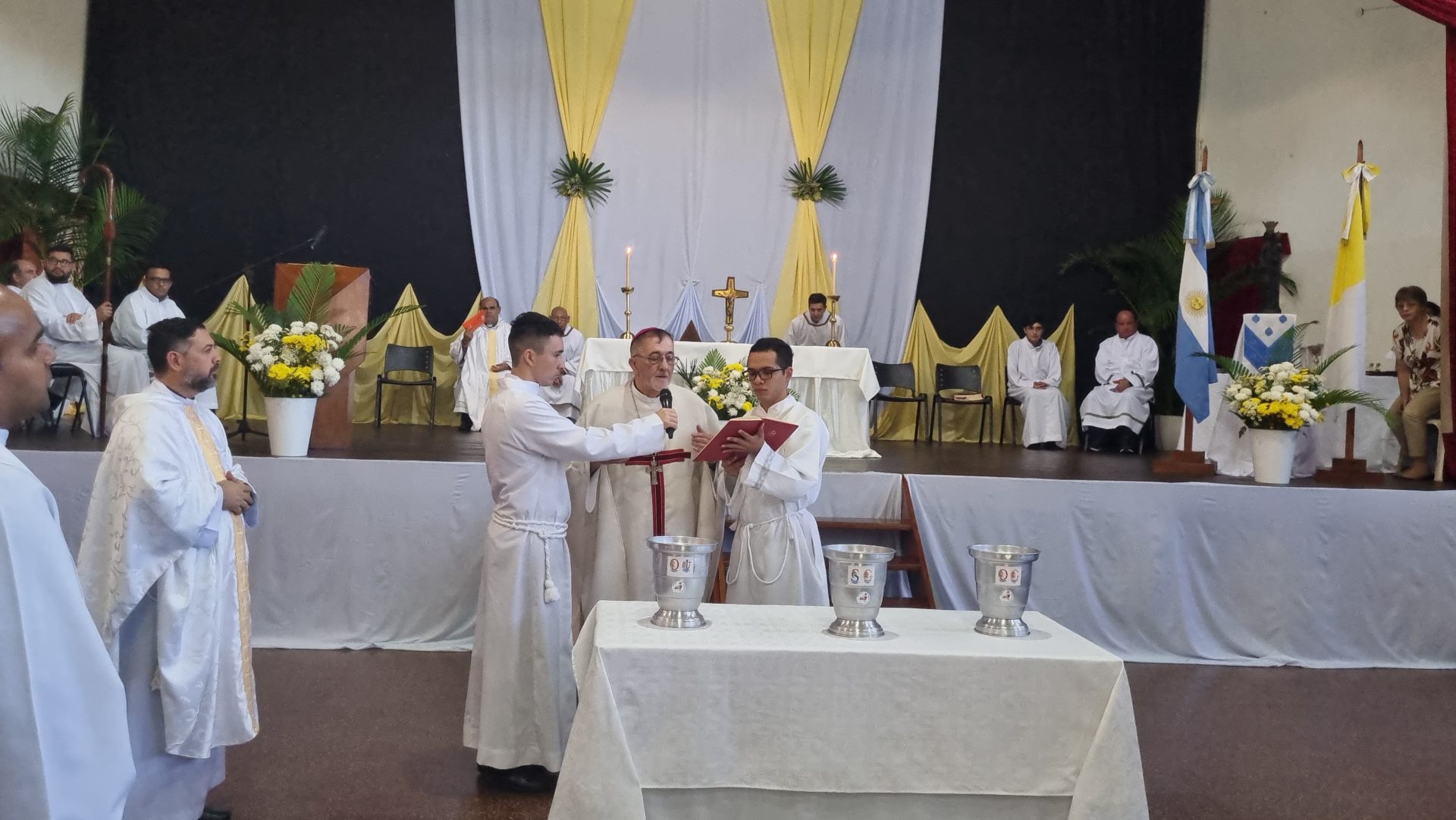 Semana Santa: qué significa la Misa Crismal, bendición de los óleos y ...
