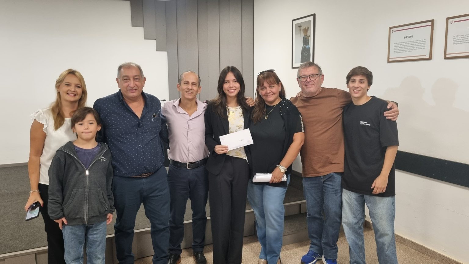 Doce años premiando la excelencia: alumnas de la UCAMI recibieron la ...